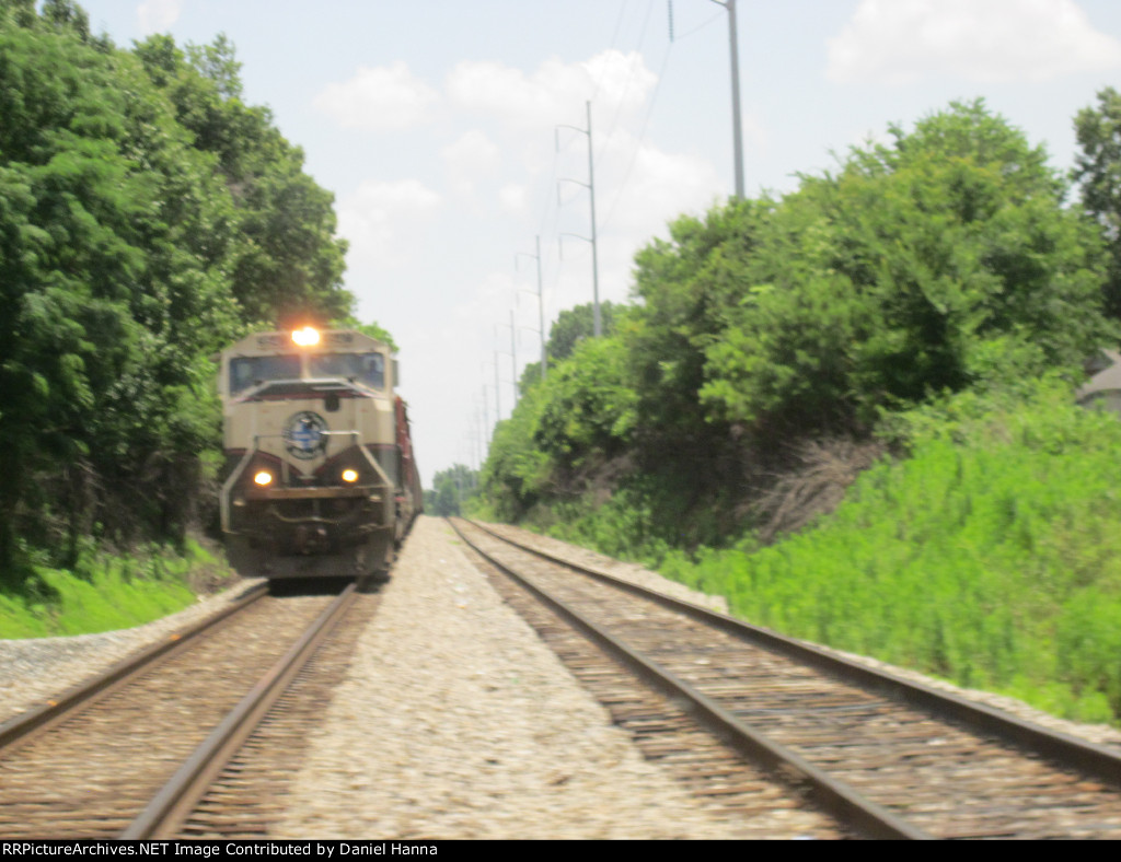 NS 735 waits for a eastbound on the White Siding in Memphis